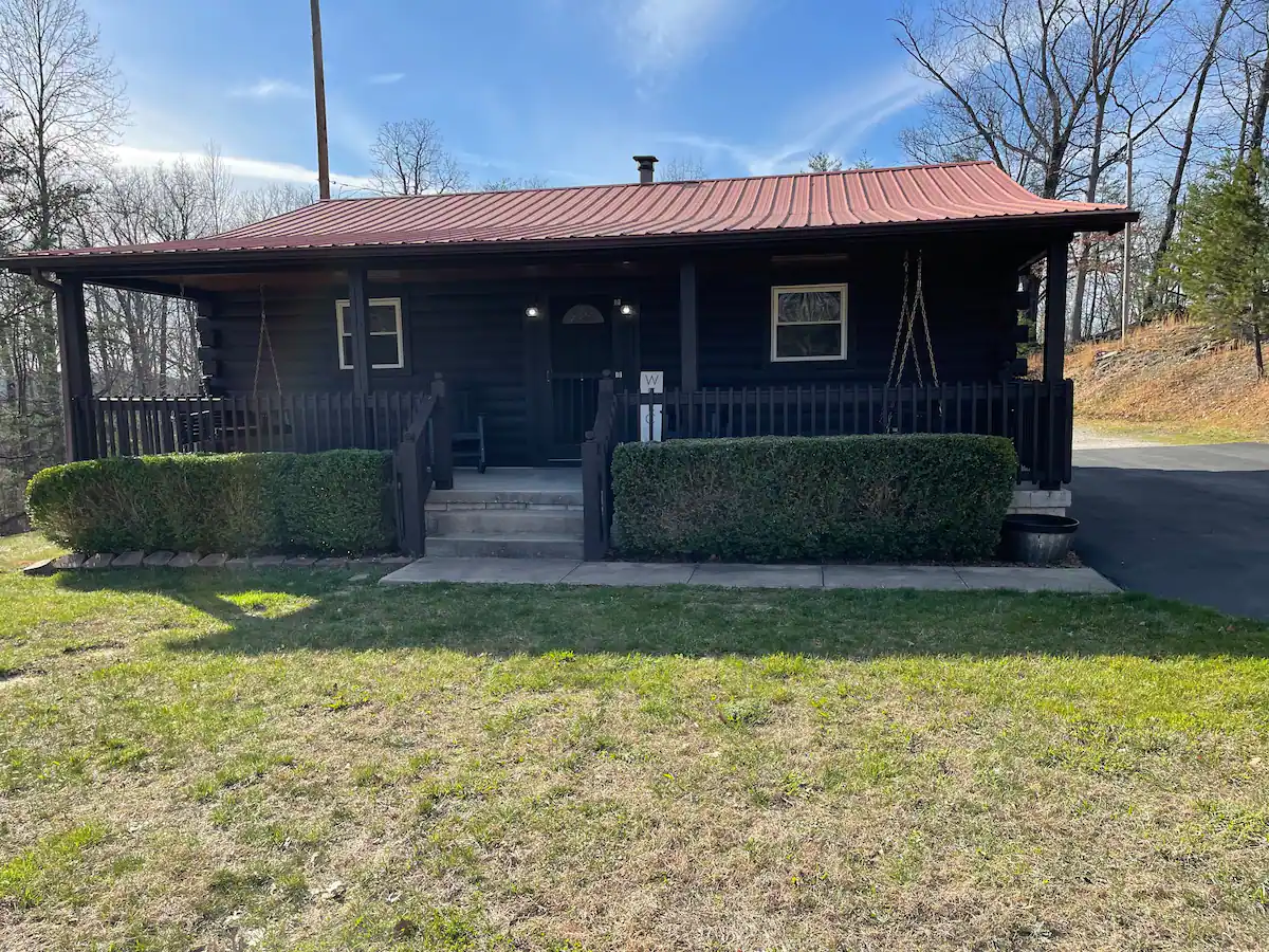 Peace Mountain Cabin | Powell County Tourism